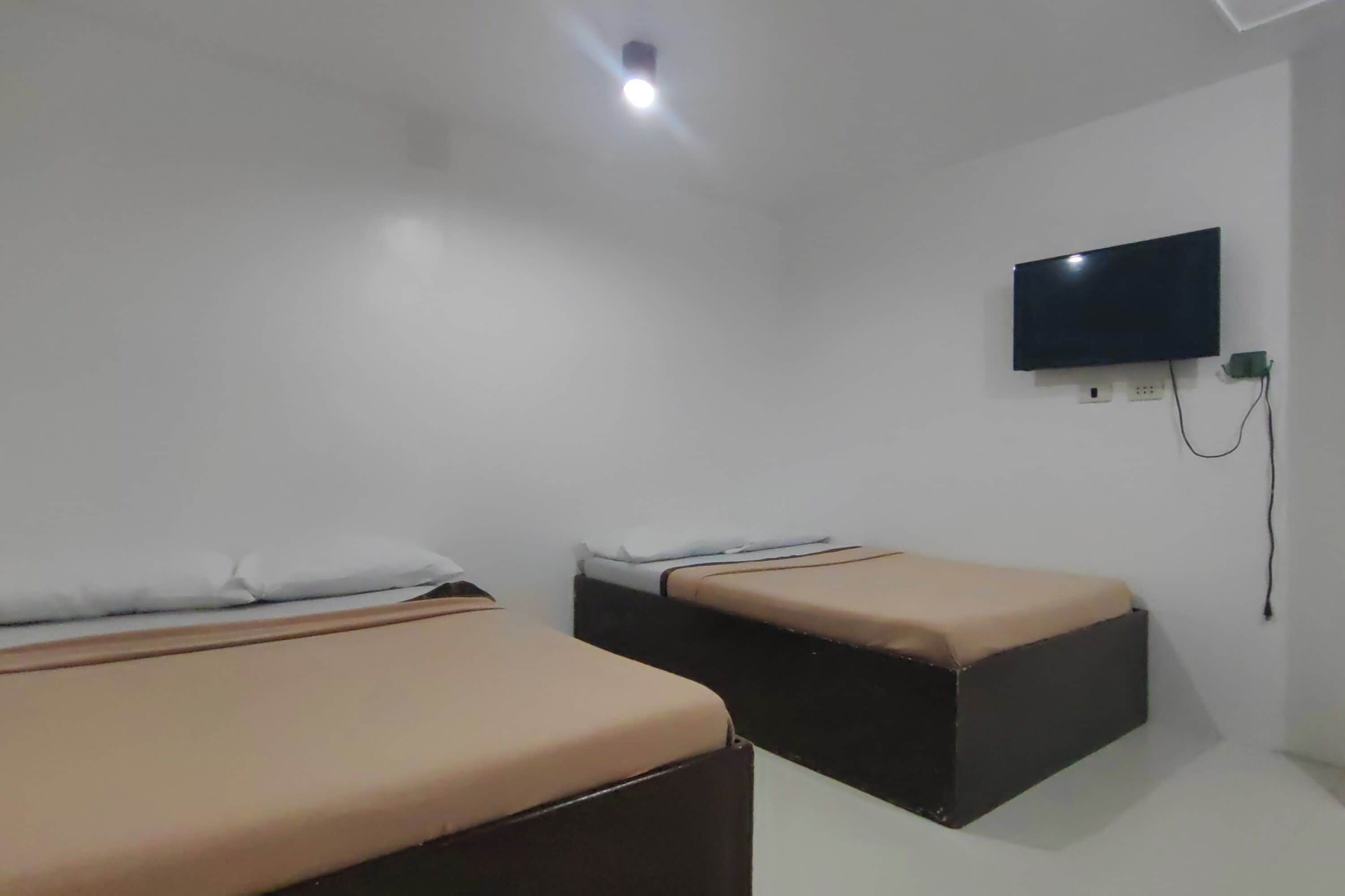 Quarto Familiar | Wi-fi grátis, roupa de cama fornecida 
