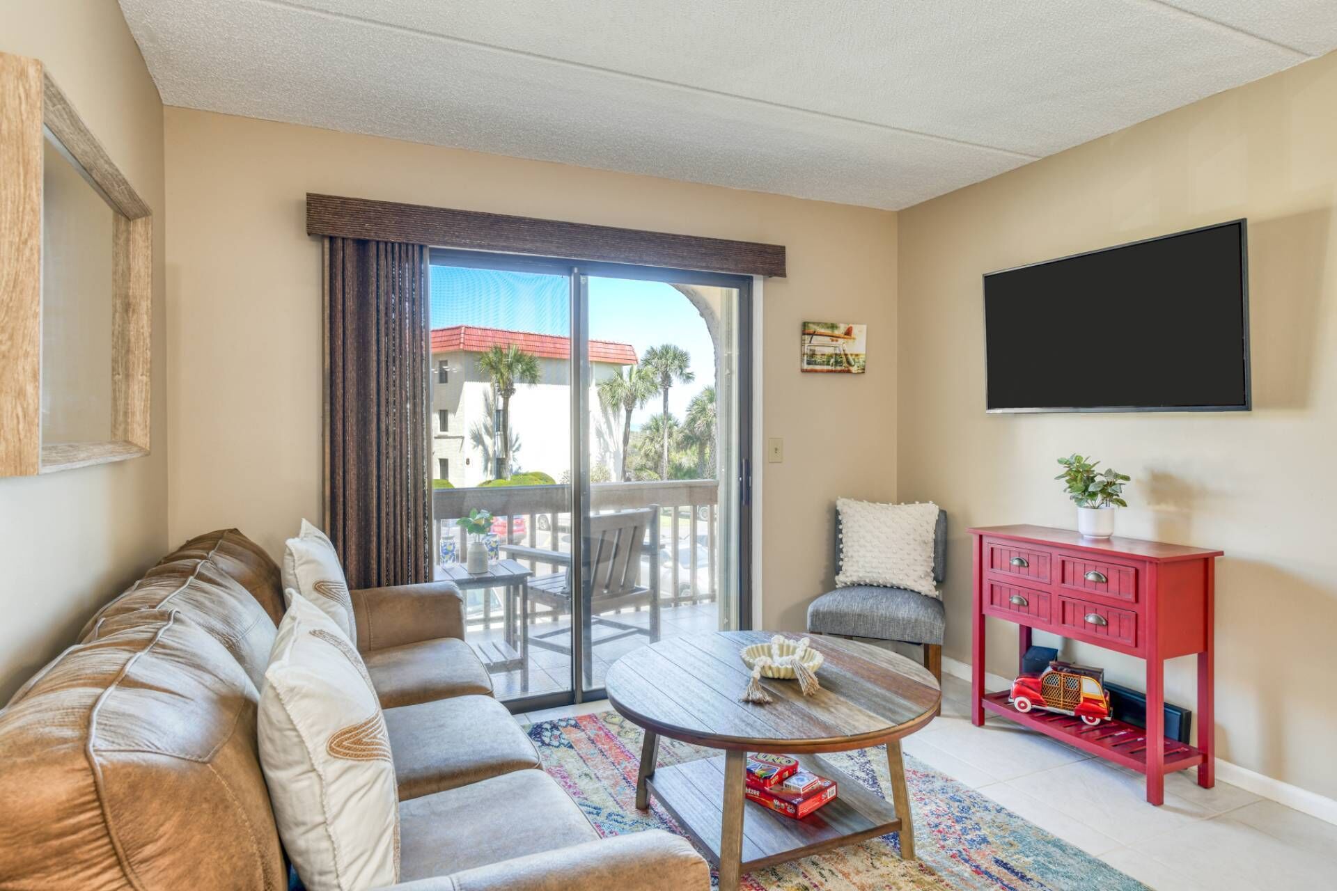 Direct Beach Access, Views, Heated Pool, Hot Tubs, Tennis, Walk To Restaurants, $300 In Free Tickets - St. Augustine Beach, FL