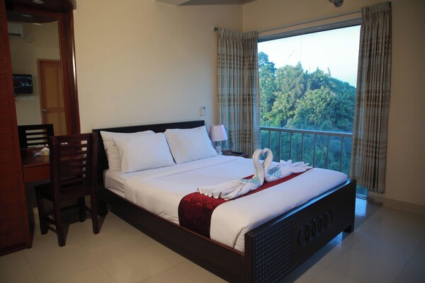 Nisarga Pod House Kaptai - Mizoram