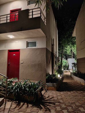 Quarto Duplo Deluxe, varanda, vista para o jardim | Exterior