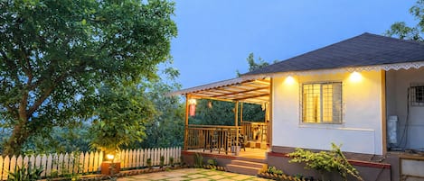 Vila premium, varanda, vista para o lago | Fachada