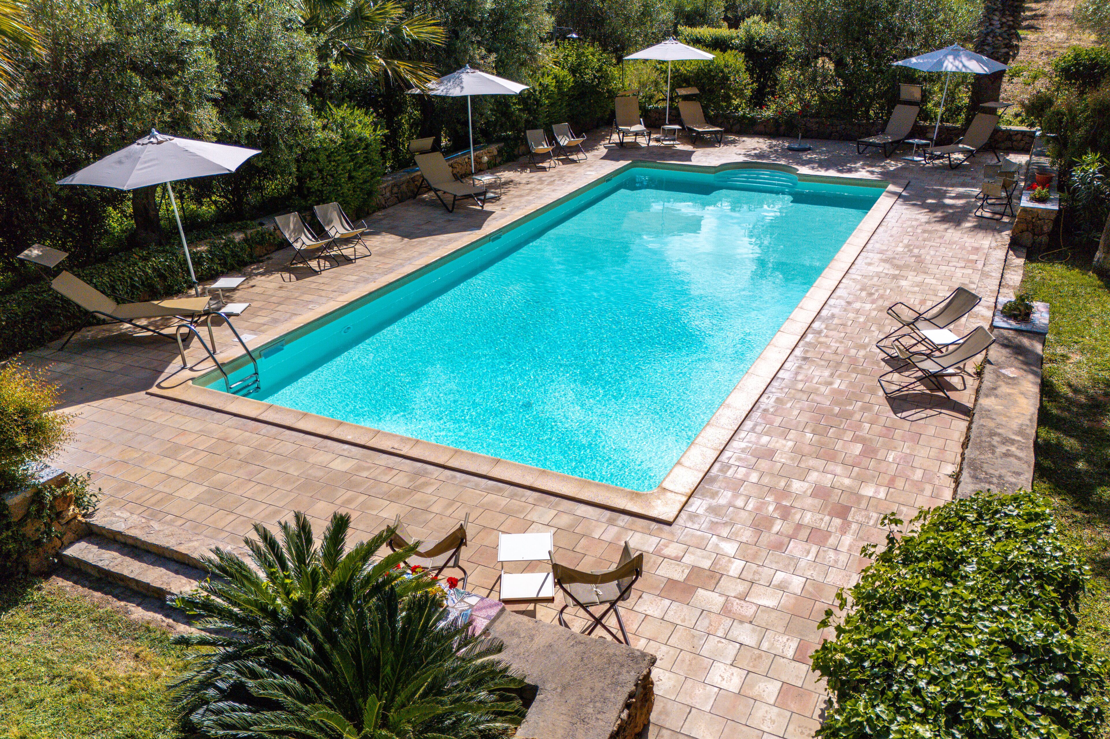 Piscina exterior sazonal 