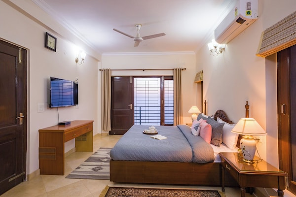 Alaya Stays Pine View Cottage - 3 Bhk - Kasauli