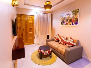 Quarto casal standard, sacada | Área de estar