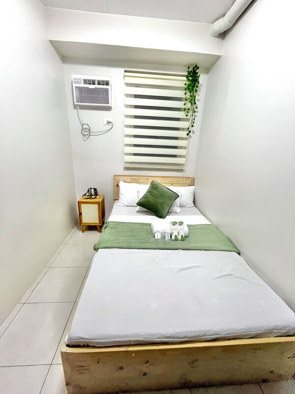 2 Br Urban Deca Homes Banilad By Gerra - Cebu