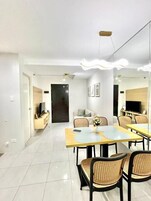 Condo família, 2 quartos, cozinha, vista para a cidade | Opções para refeição