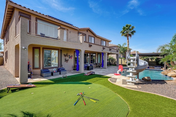 Swim-up Bar & Games! Ultimate Goodyear Group Stay - Avondale, AZ