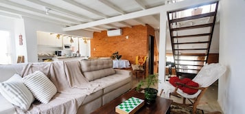 Chalé Premium, vista para o jardim | Sala de estar
