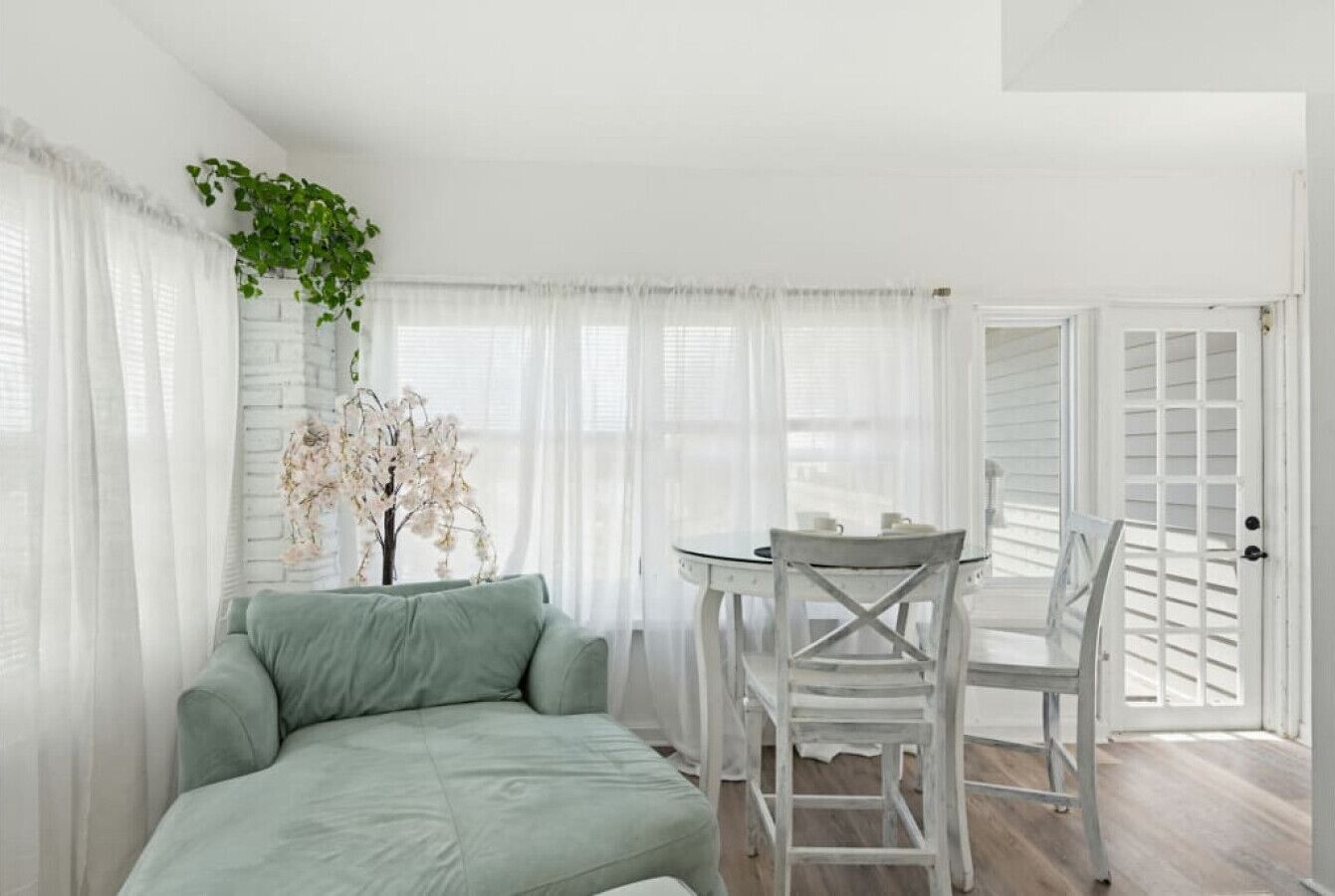 Historic Melbourne Retreat Near River And Dining - Melbourne Beach, FL