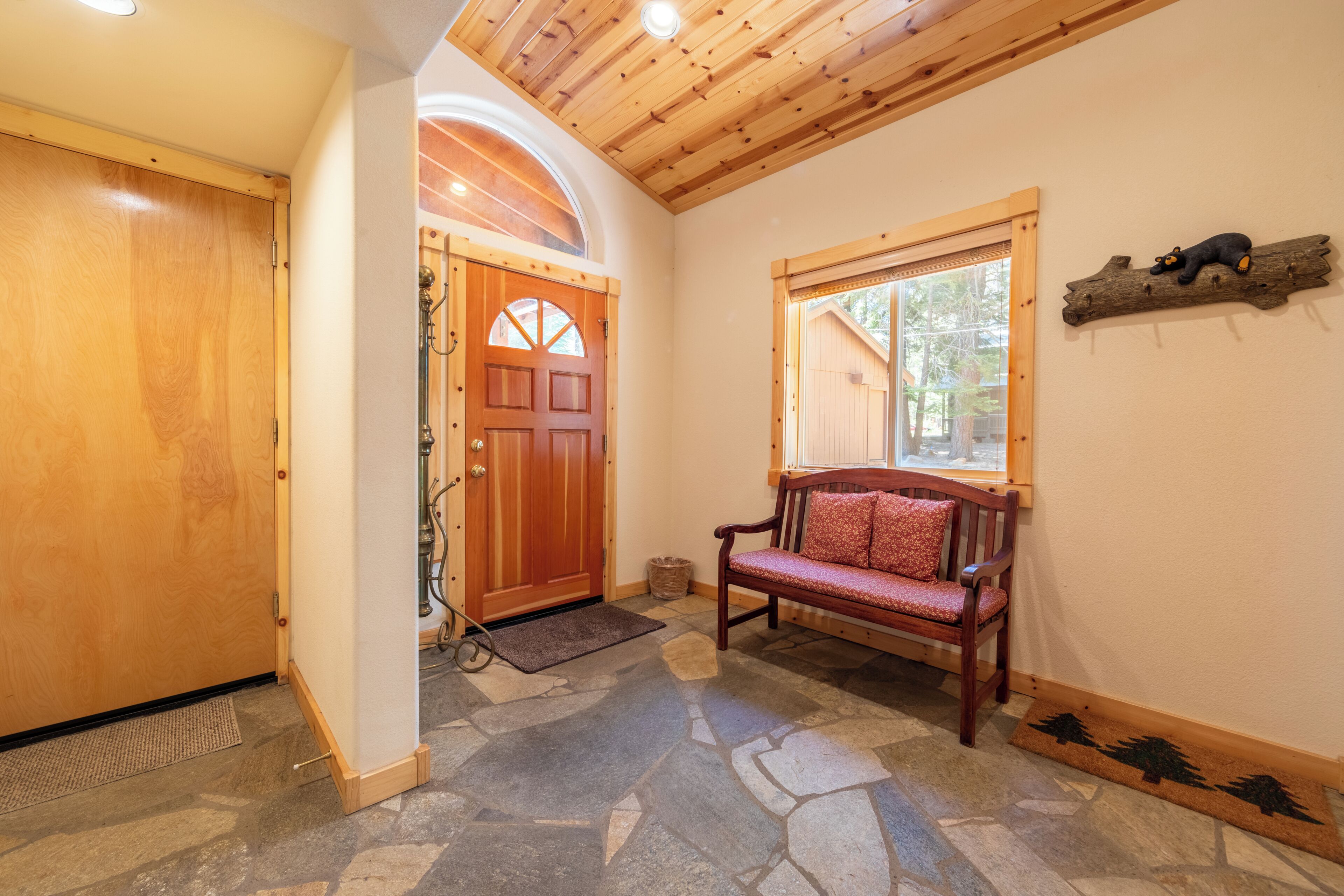 Monthly Lease - Kodiak Cabin By Tahoe Getaways - Tahoe Donner 4br W Foosball! - Truckee, CA