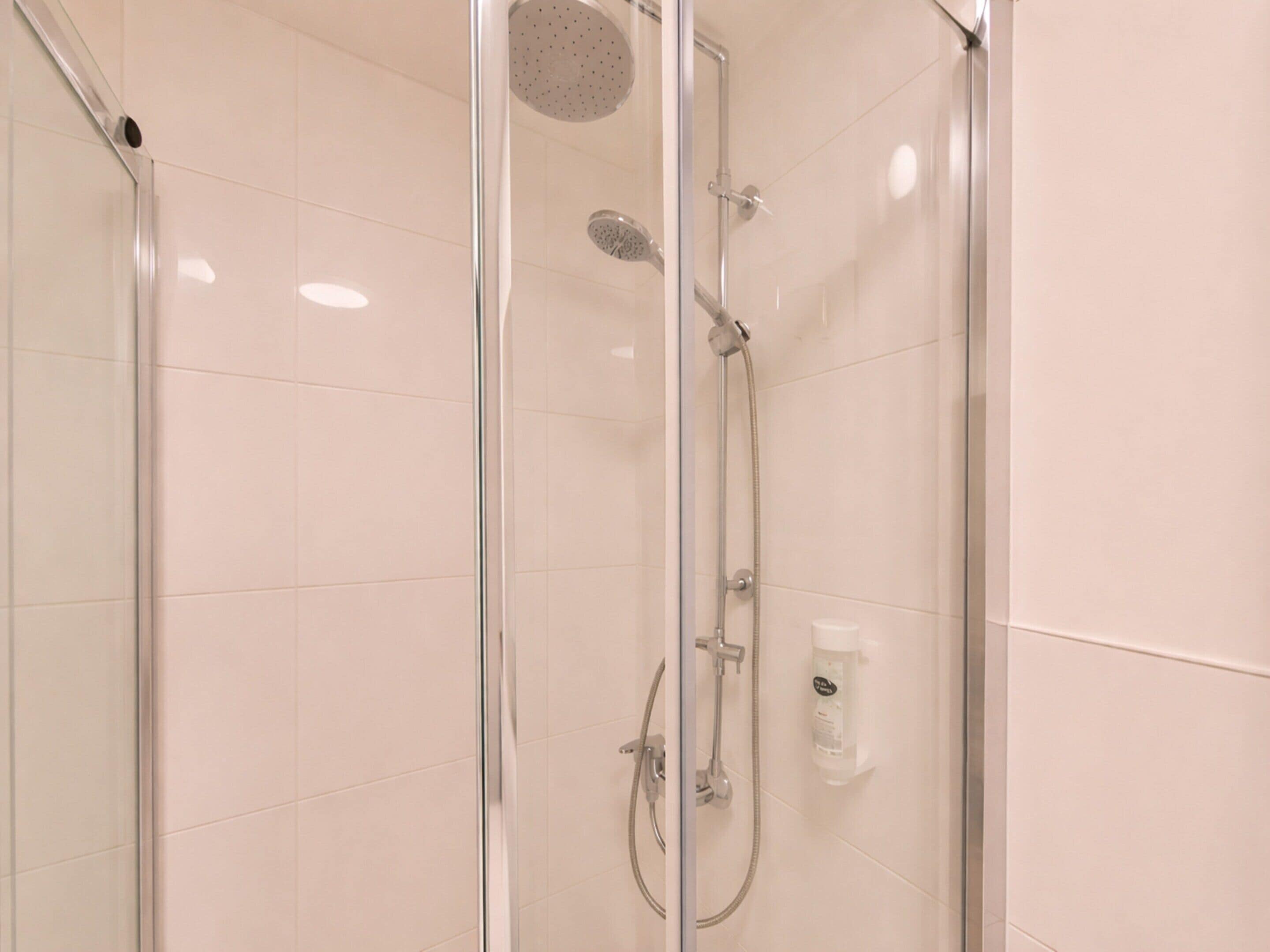 Apartamento | Casa de banho | Toalhas fornecidas 