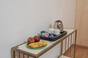 Quarto Superior, vista para a montanha | Café e/ou cafeteira