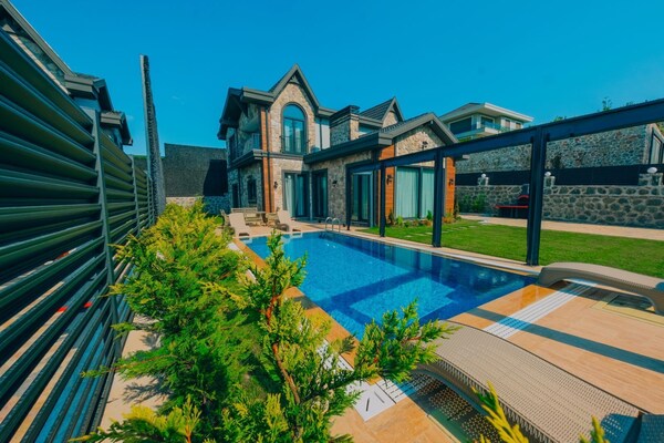 Selvi Li̇fe Villa - Karasu