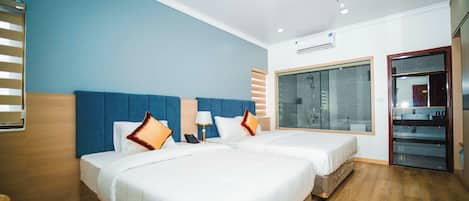 Quarto casal ou duplo, vista para a cidade