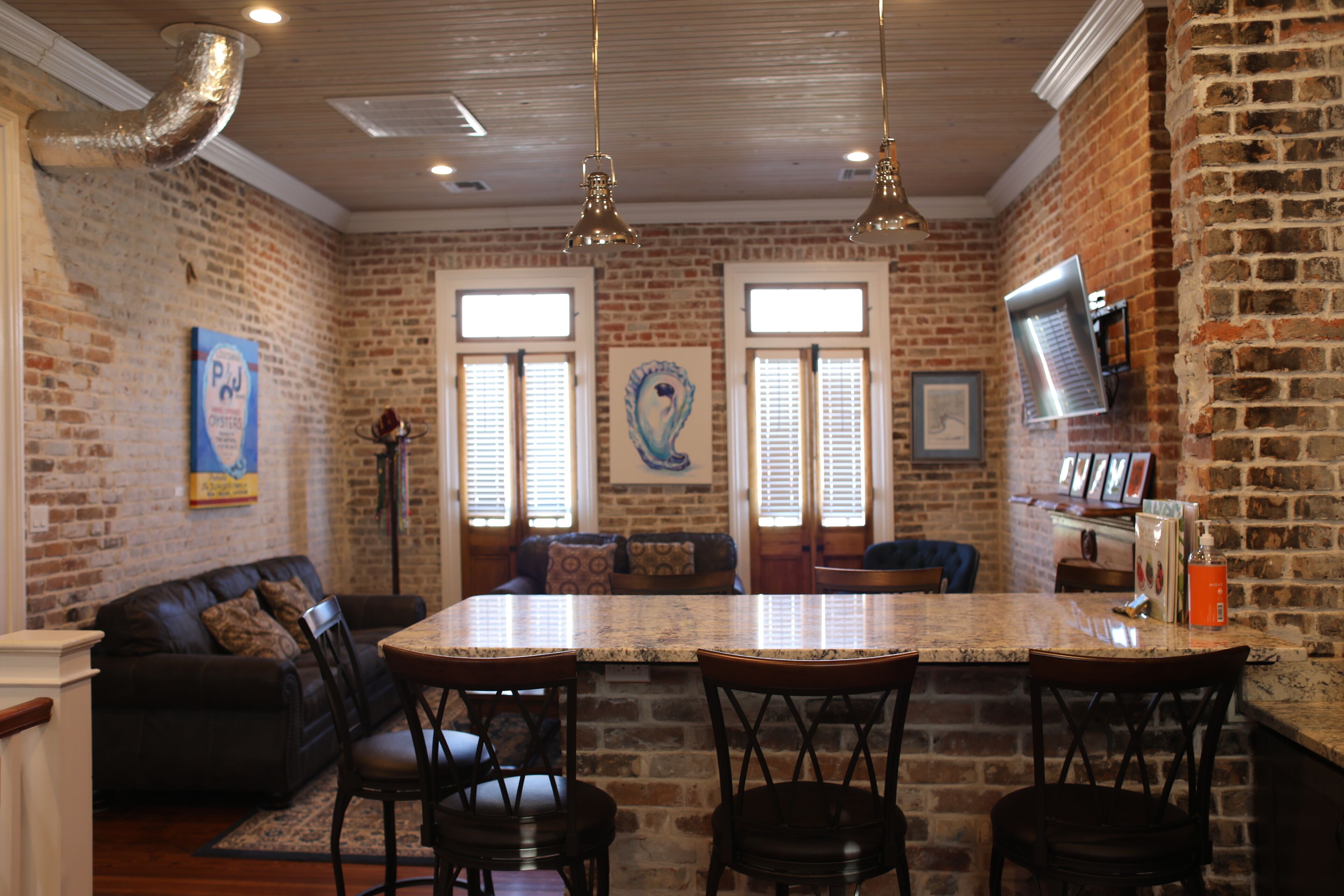 French Quarter Penthouse 3 Bedroom/3.5 Baths - Metairie, LA