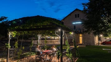 Quarto casal (Standard Double Room) | Fachada