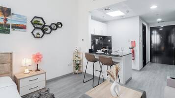 Estúdio superluxo, sacada, vista para a cidade | Parte interna