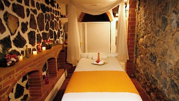 Quarto júnior, vista para a montanha | Terraço/pátio