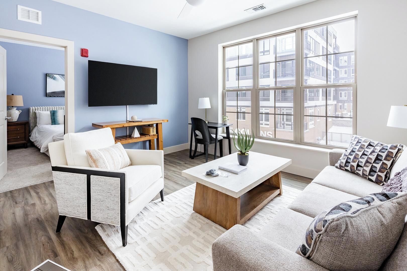 Landing | Spectacular 1bd, Courtyard, Clubhouse - Cleveland, OH