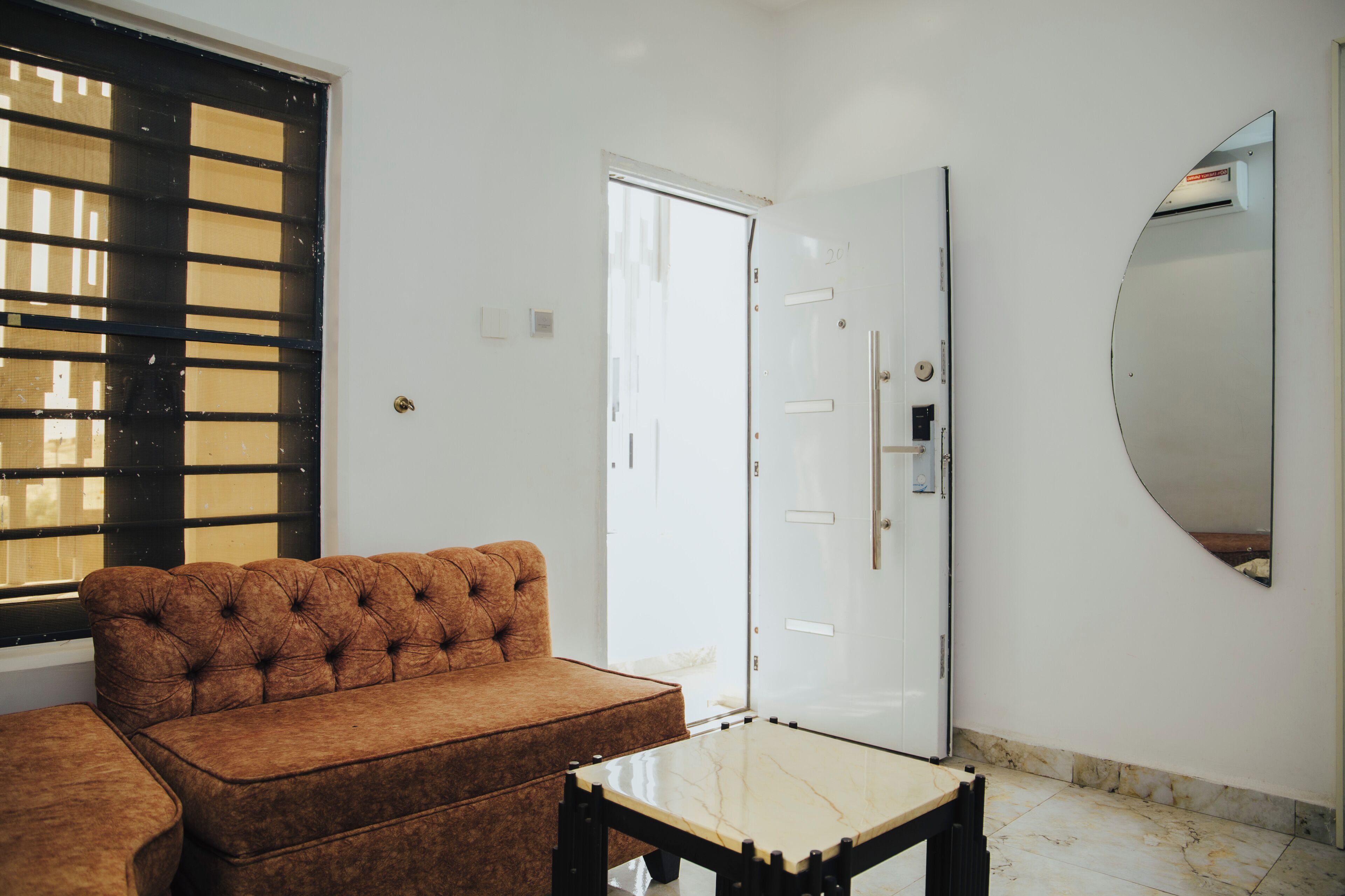 Entrada (vista interior)