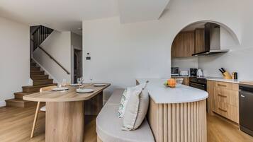 Casa, 5 quartos, varanda | Interior