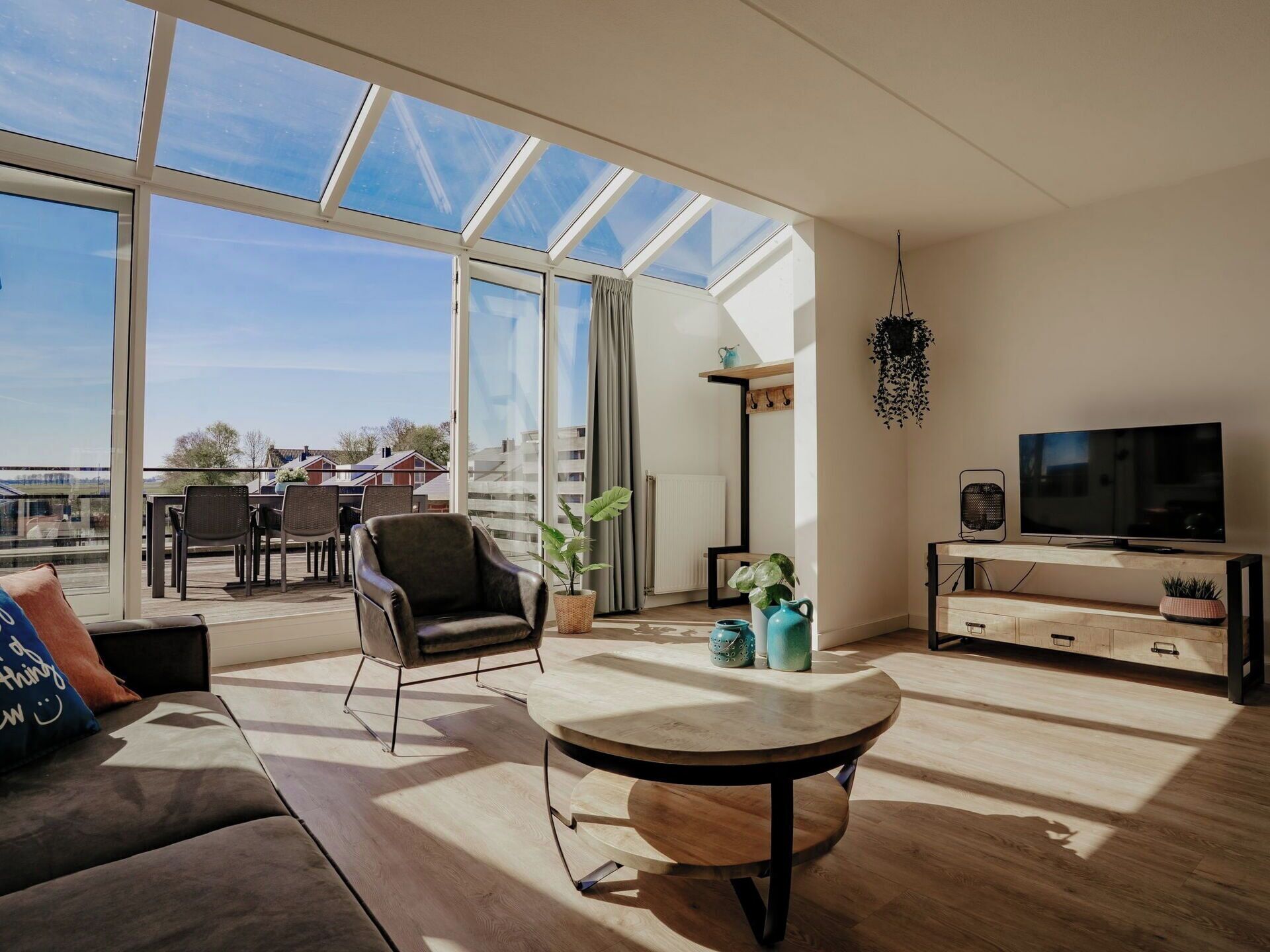 Mooi Appartement Voor 6 Personen Met Wifi, Tv, Terras En Huisdieren Toegestaan - Castricum
