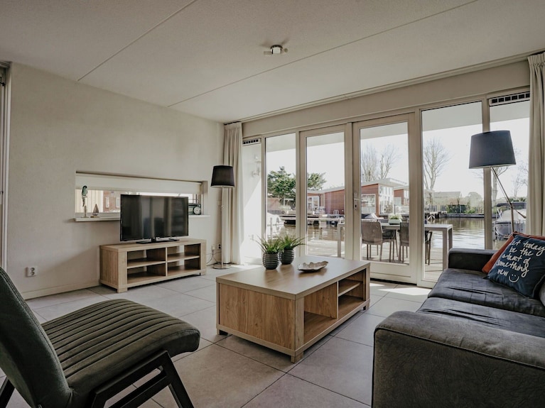 Mooi Vakantiehuis Voor 4 Personen Met Wifi, Tv, Terras En Huisdieren Toegestaan - Heemskerk
