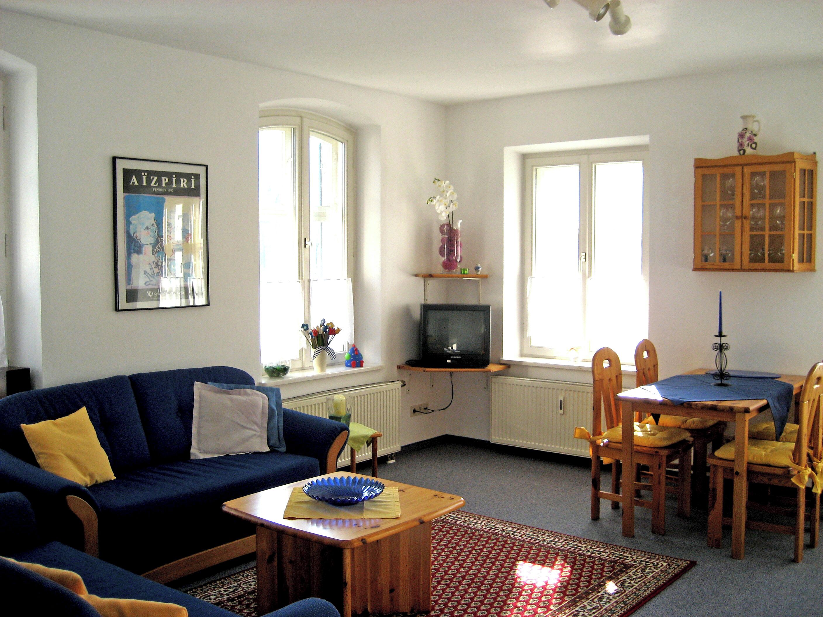 Apartment 2-3 Pers. Separate Bedroom, Living Room With Sofa Bed And South-facing Balcony, 58 Sqm - Chiemsee