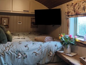 1 quarto, individualmente decorados, individualmente mobiliados