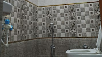 Quarto quádruplo família | Banheiro