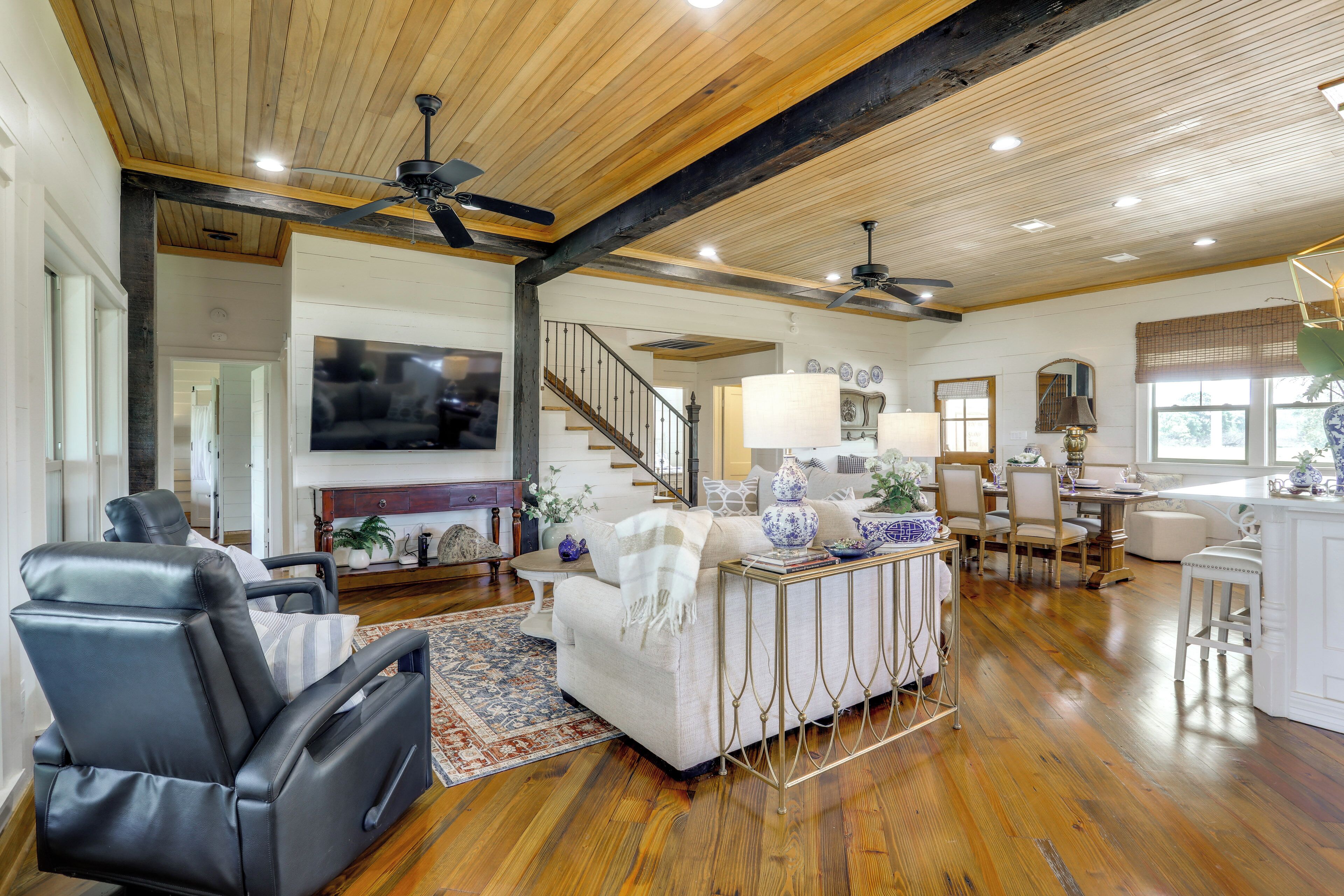 1 Mi To The River! Relaxing Lake-view Oasis - Livonia, LA