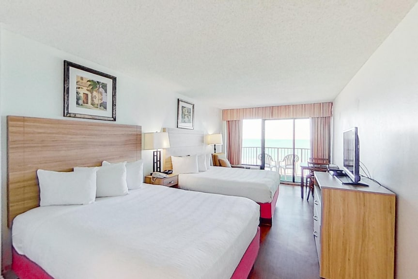 Oceanfront 5th Floor Room | 2 Queen Beds | Kitchen | Dog Friendly - Myrtle Beach, SC