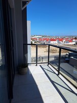 Apartamento, 2 quartos, varanda | Sacada
