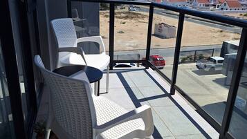 Apartamento, 2 quartos, pátio | Varanda