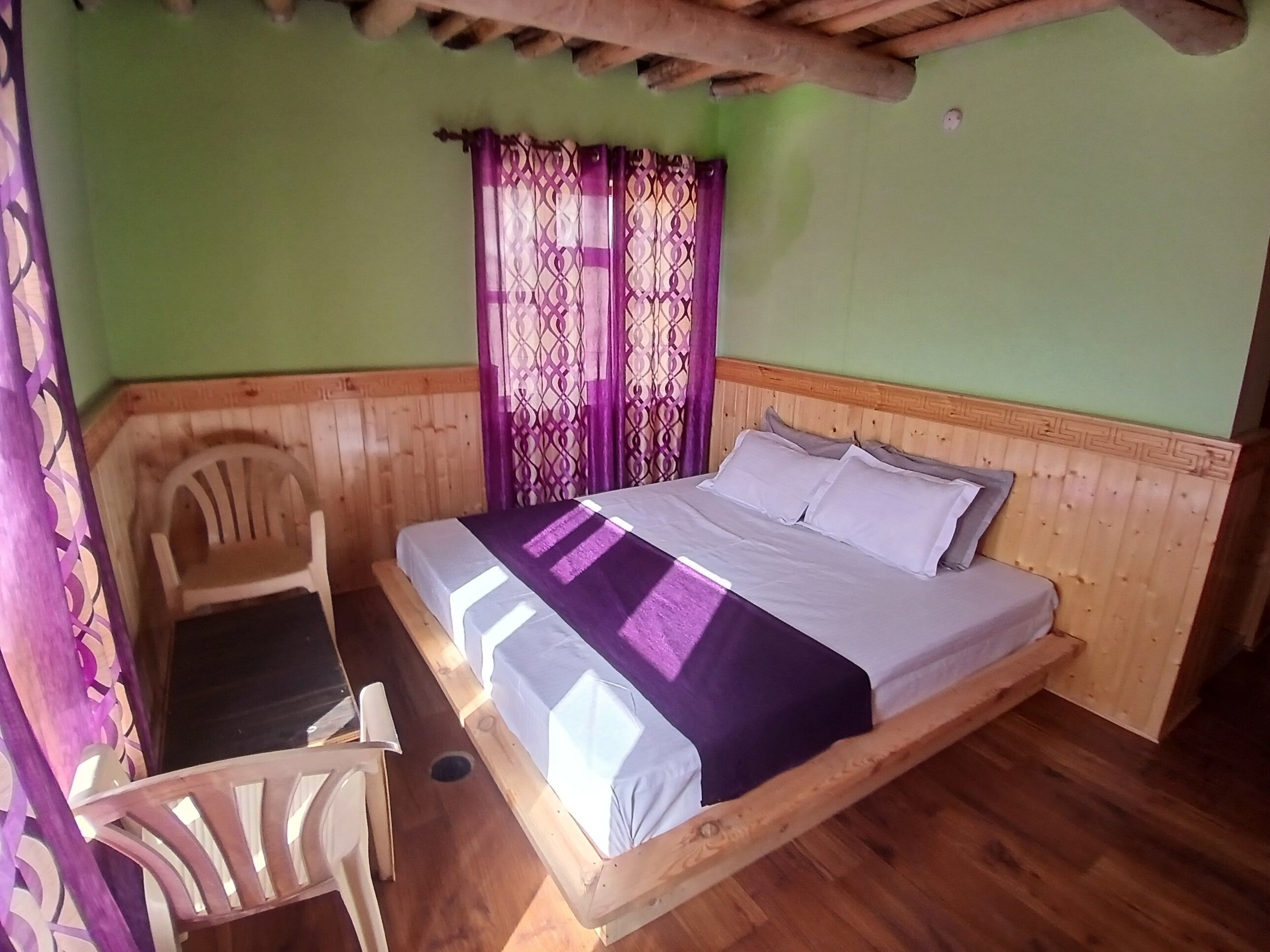 Quarto Superior, vista para a montanha