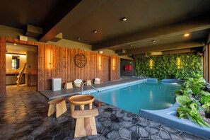 Piscina interna