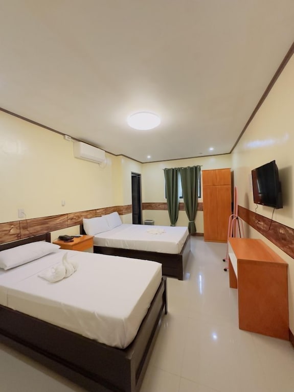 Junior Family Suite Modern Haven -