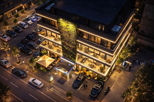 Quarto Duplo Deluxe, varanda, Vista para a cidade | Vista para a rua