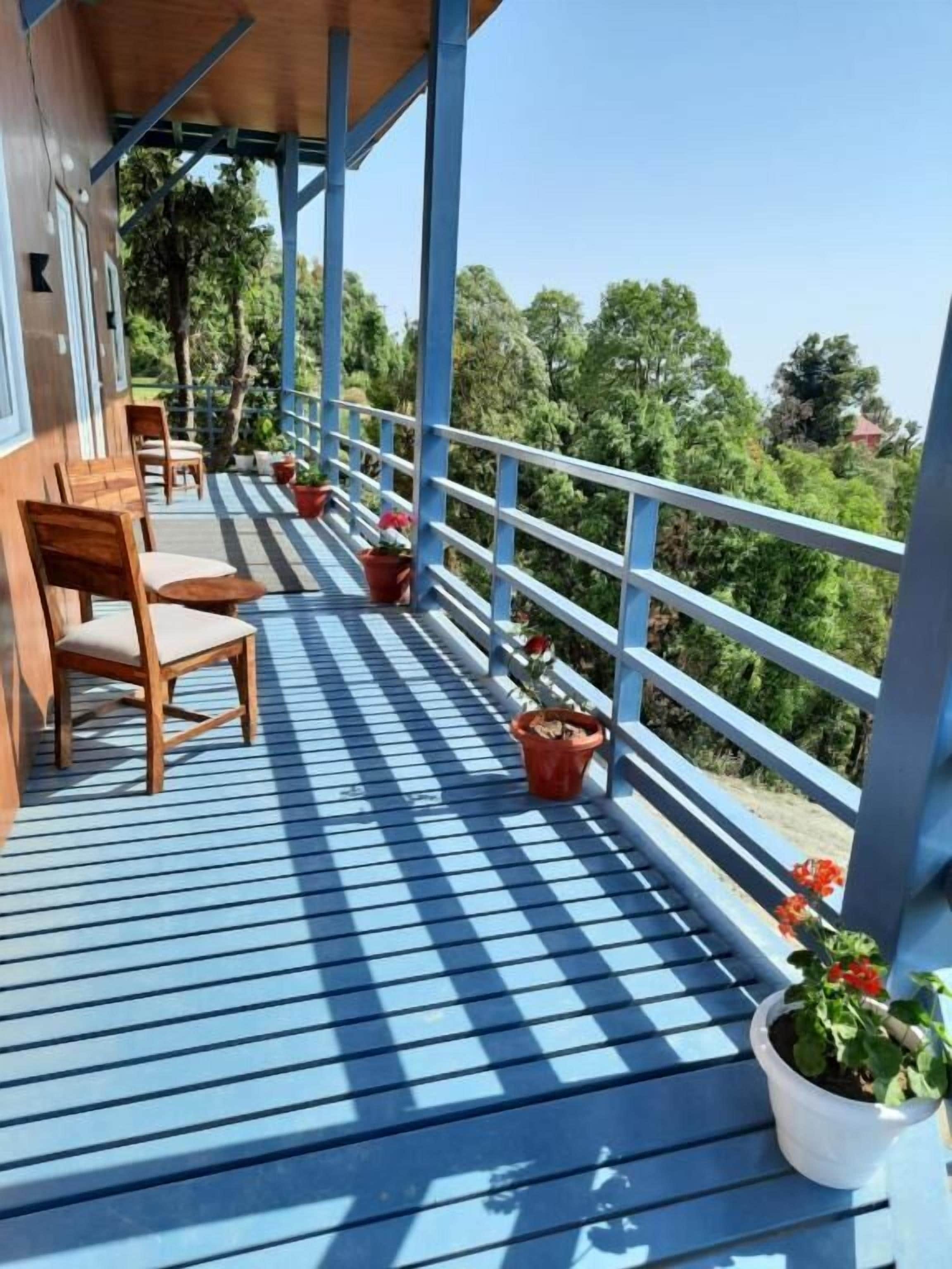 Quarto casal superior, sacada, vista para o lago | Área da propriedade