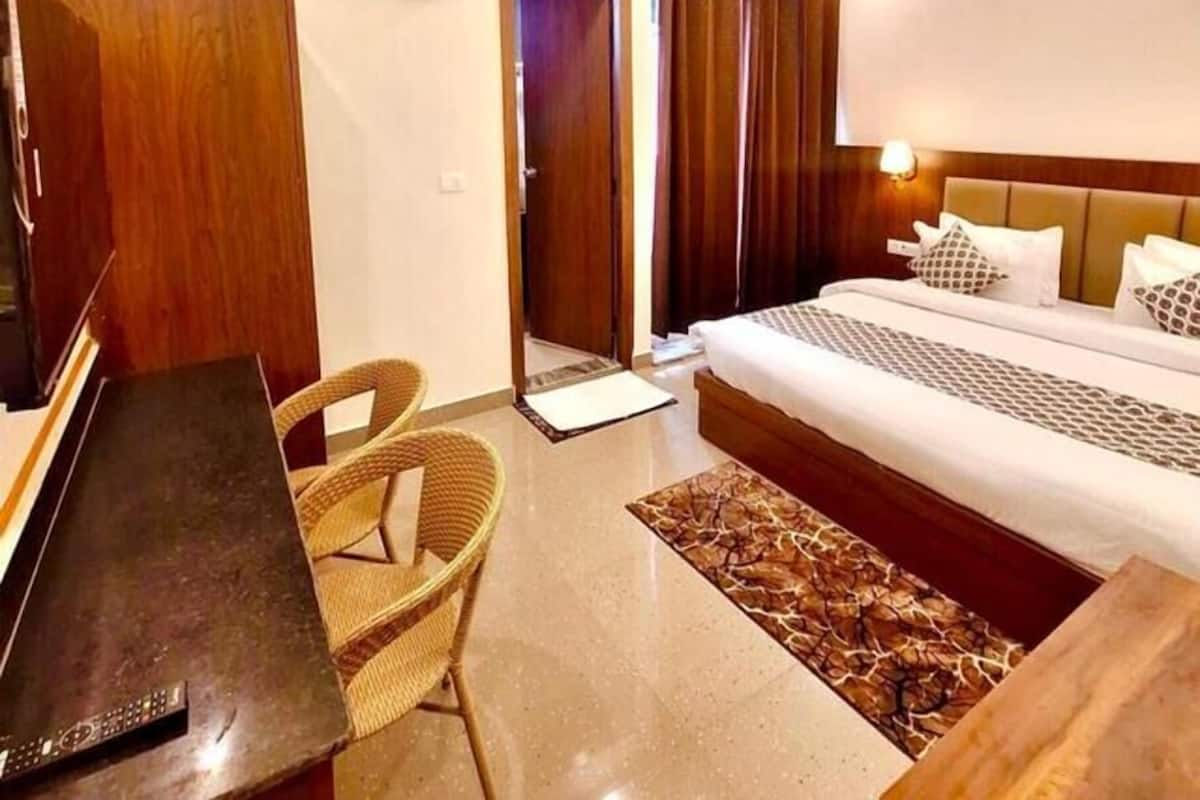 Quarto casal executivo, para não fumantes | Wi-Fi de cortesia