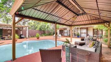 Casa (2 Bedrooms) | Interior
