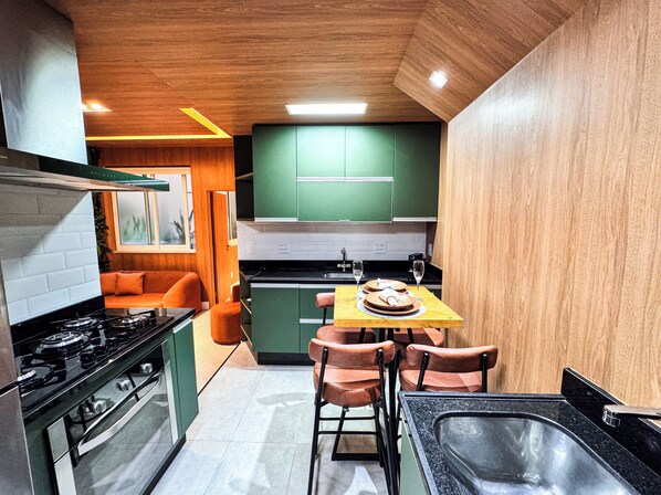 Apartamento Design, cozinha, vista para o pátio | Cozinha privada