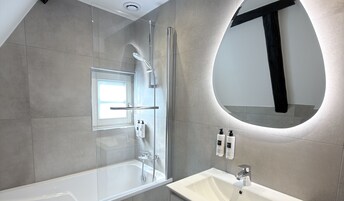 Quarto triplo | Banheiro