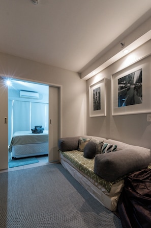 Apartamento Design, Vista para a cidade | Cortinas/cortinados opacos, ferro/tábua de engomar, Wi-fi grátis 