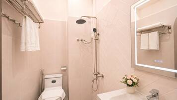 Quarto casal luxo, vista para a cidade | Banheiro