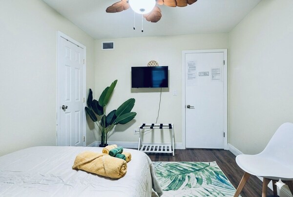Altamonte-4 Bed - Kelly Park, Apopka