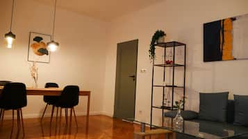 Apartamento, 2 quartos, acessível | Sala