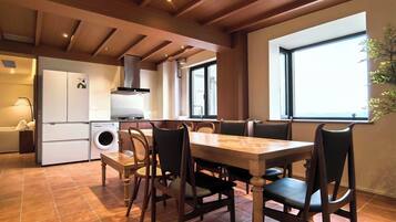 Suite de Luxo, Vista para a cidade | Sala de jantar