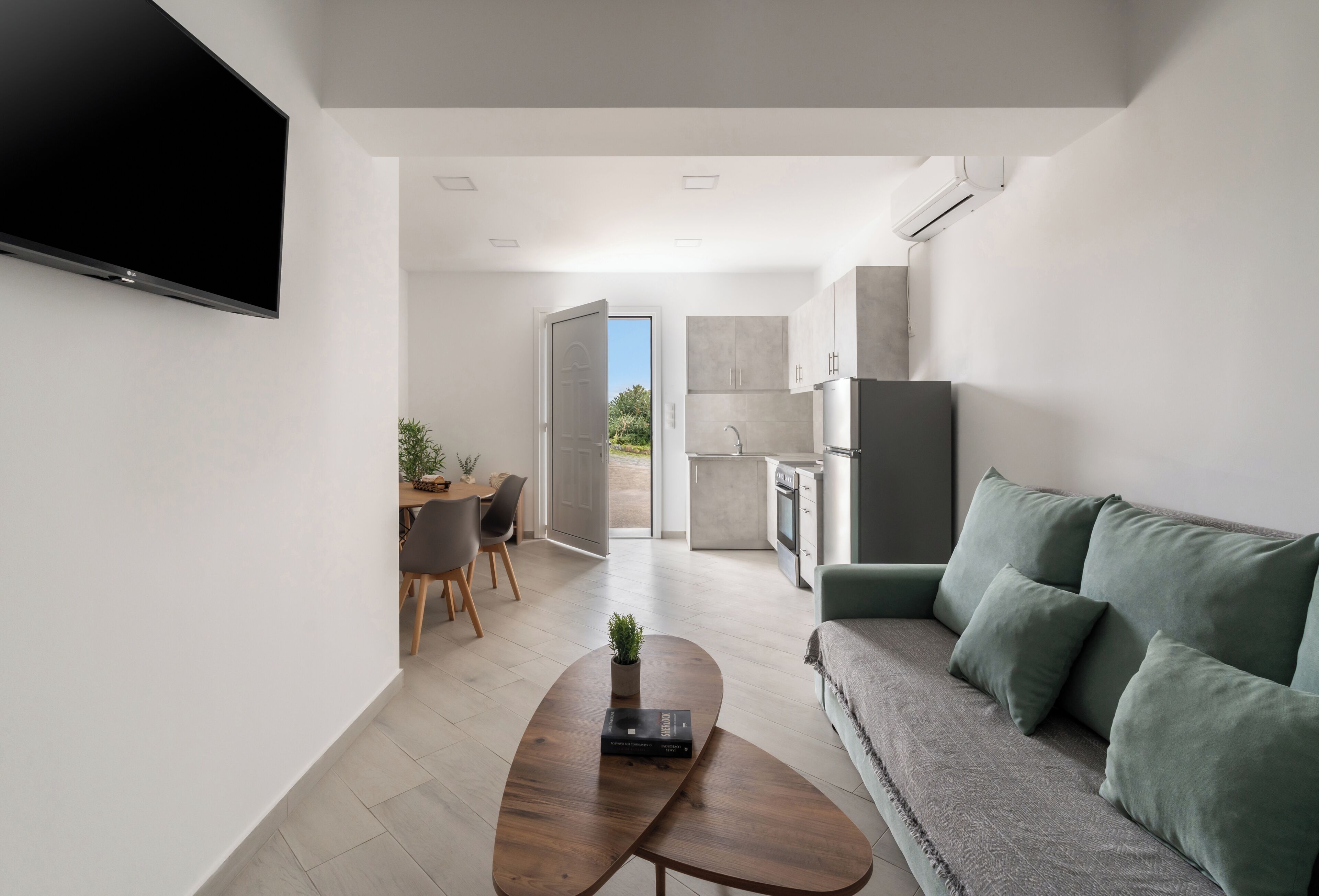 Quarto quádruplo, sacada | Área de estar