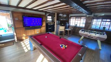 Casa, vários quartos, para não fumantes | Sala de jogos